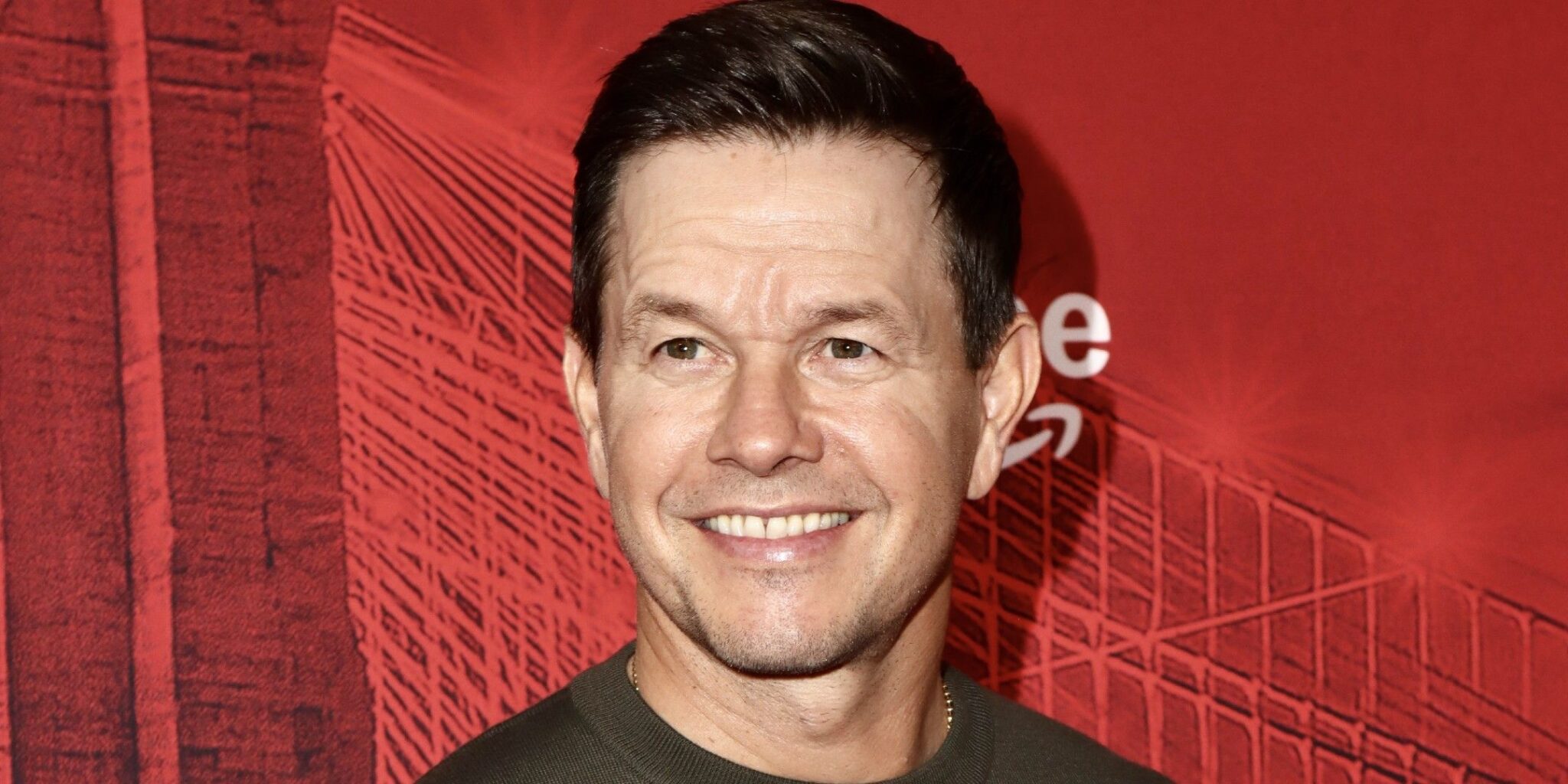Film d'azione play dirty di mark wahlberg e shane black disponibile su ...