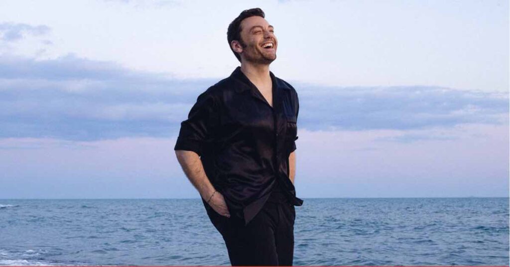 Tiziano Ferro ospite a sanremo 2026 prima serata scopri gli indizi ...